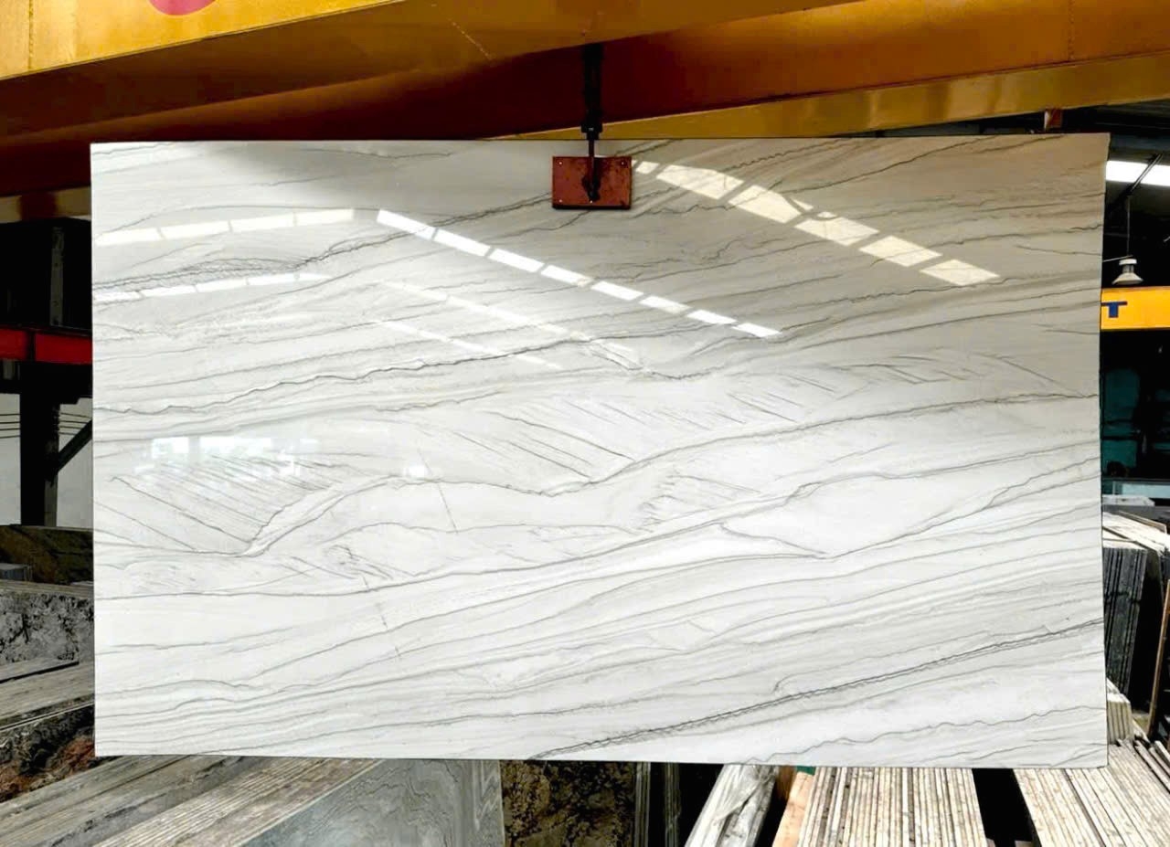 ĐÁ QUARTZITE WHITE MACAUBAS (TRẮNG THẠCH ANH BRAZIL)